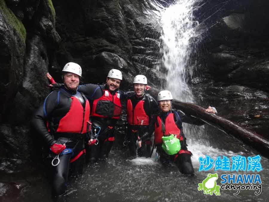 Mei-Hua River Tracing in Taiwan | SHAWA CANYONING TAIWAN - Best ...